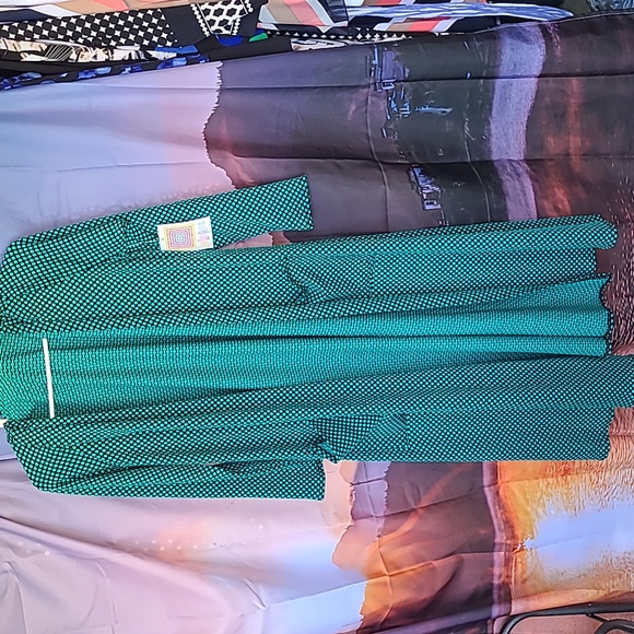 LuLaRoe | Jackets & Coats | Nwt Lularoe Kimono Size Med 2 Pockets Long ...